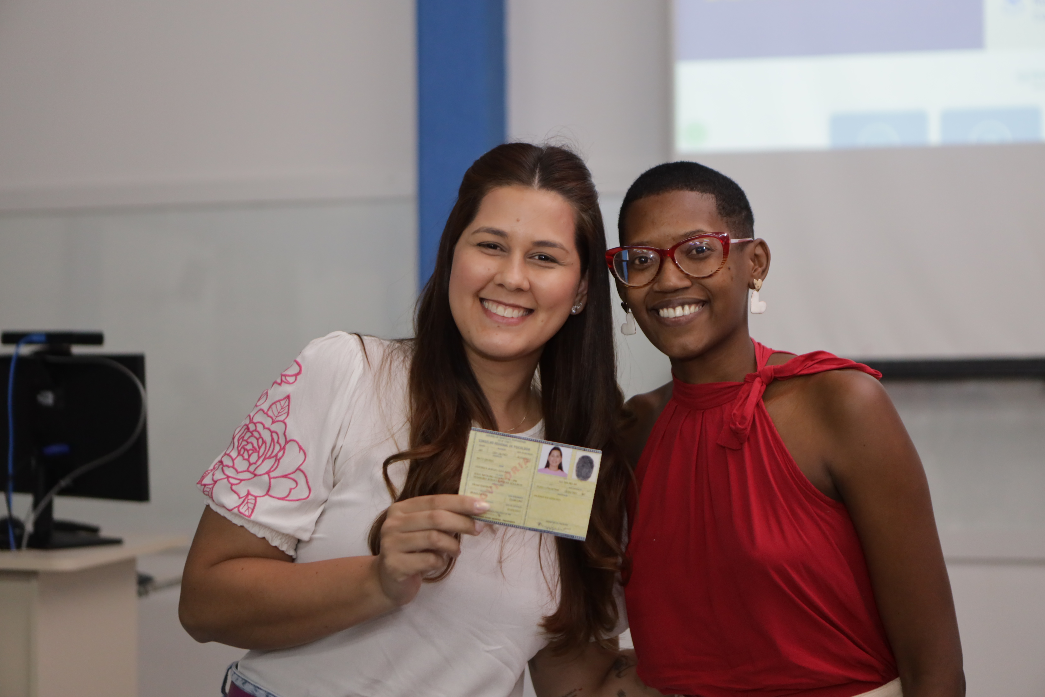 Solenidade de Entrega de Carteiras de Identidade Profissional - Galeria - Conselho Regional de ...